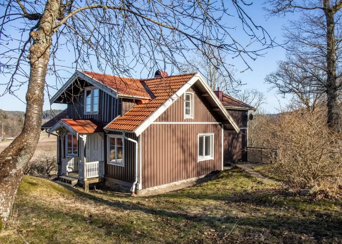 A 1900 Country House on Sweden’s West Coast – $305,000 – Cheap Scandi Homes